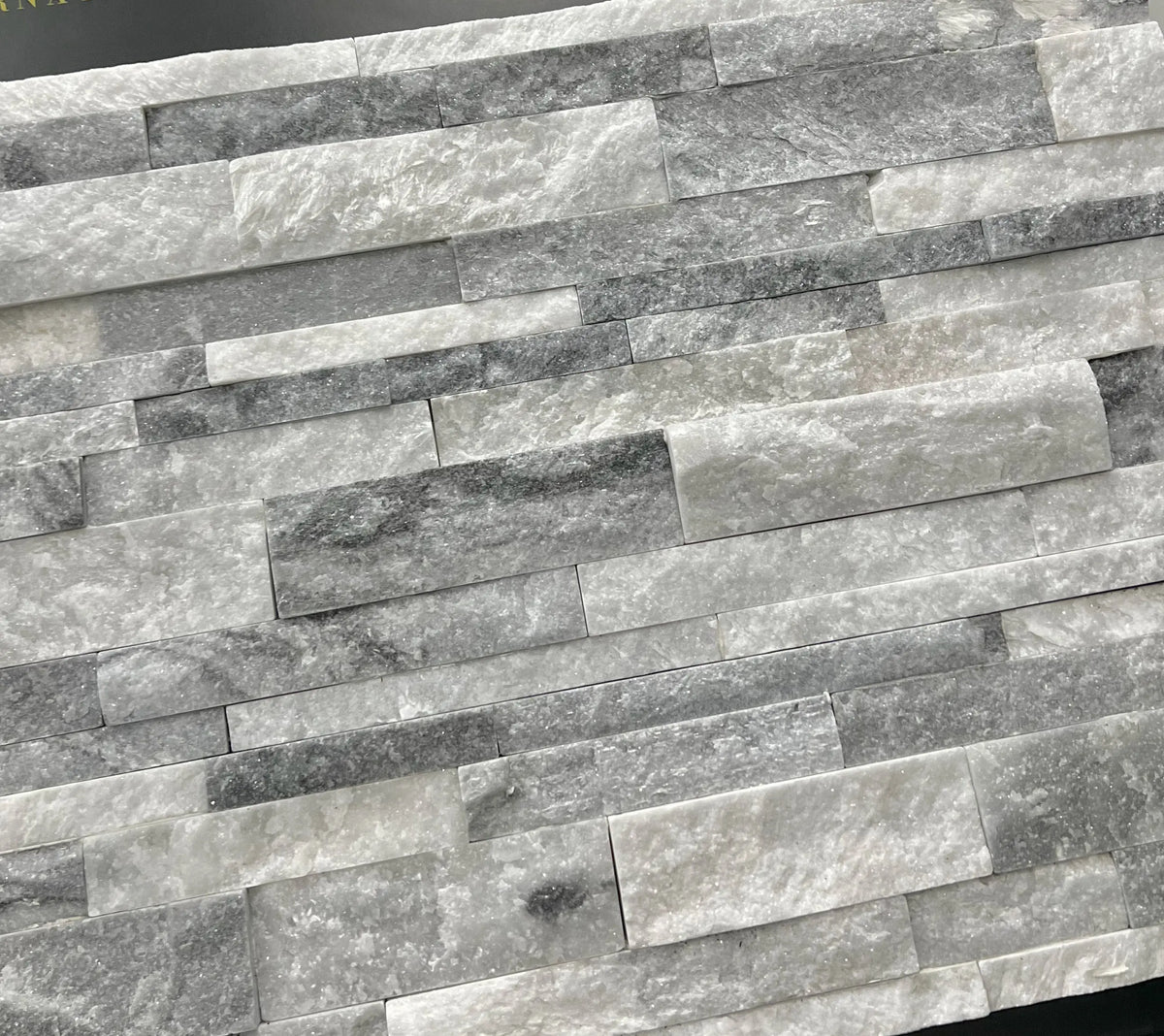 Salt and Pepper Ash Grey Wide Cut Ledge Natural Stone – Fin and Furn